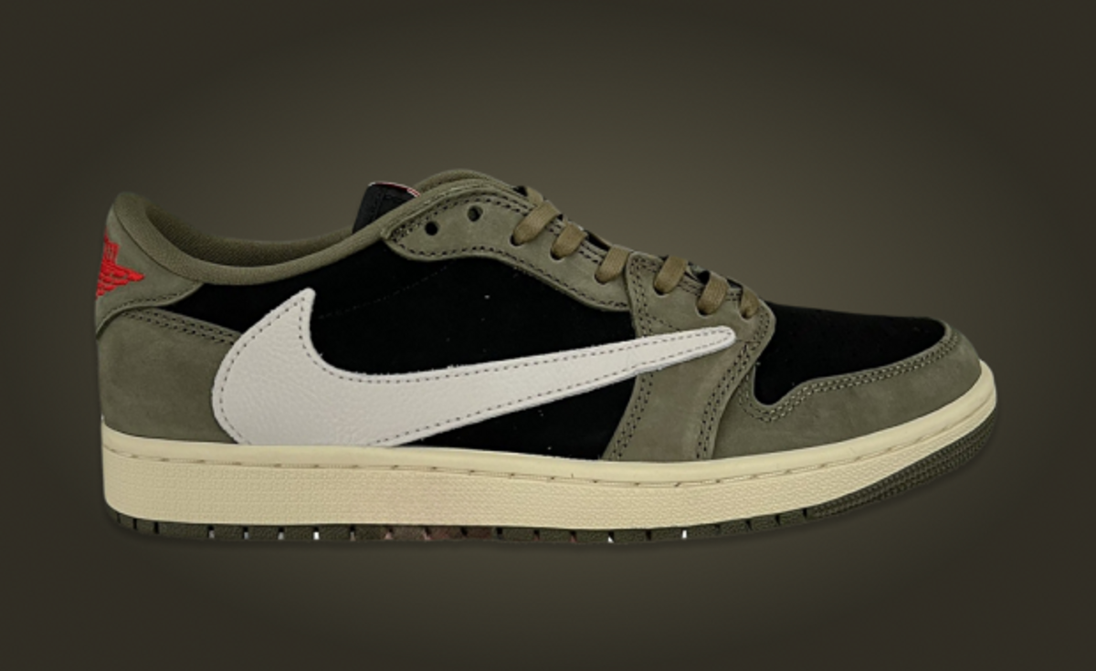 Golf Shops Requiring People to Golf to Buy Travis Scott x Jordan 1 Low ... Golf Shops Requiring People to Golf to Buy Travis Scott x Jordan 1 Low ...