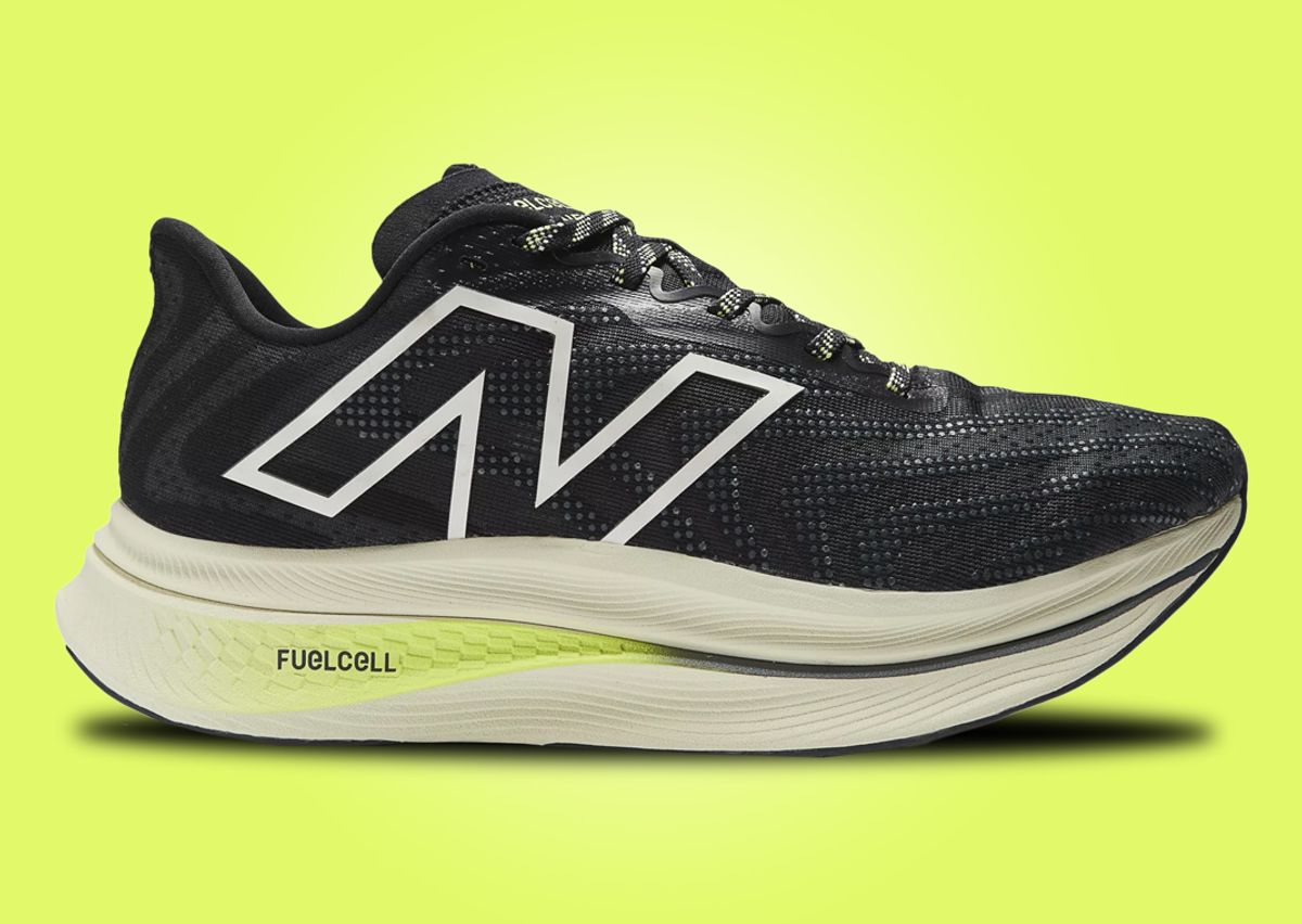 The New Balance FuelCell SuperComp Trainer v2 Arrives in Sleek Black