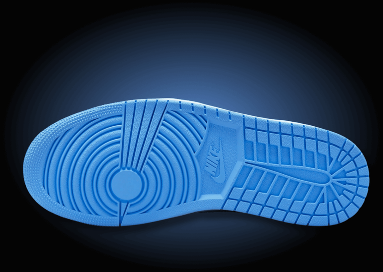 Detailed Look At The Air Jordan 1 High UNC Toe