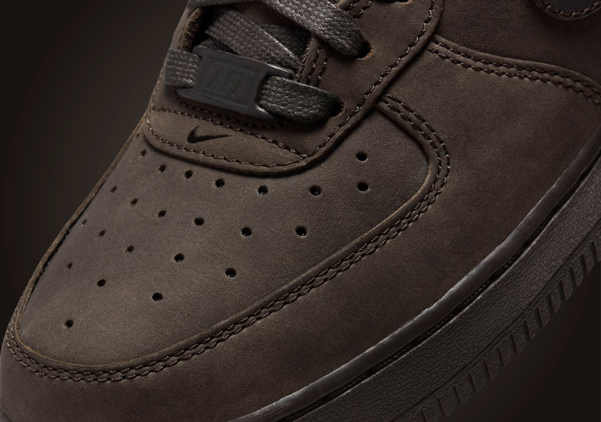Velvet Brown Leathers Outfit The Nike Air Force 1 Low Premium