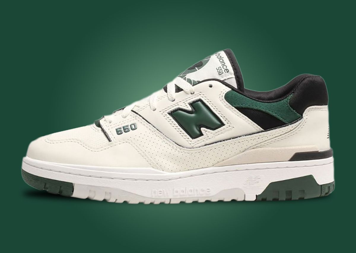 Pine Green Leather And Suede Cameo On This New Balance 550