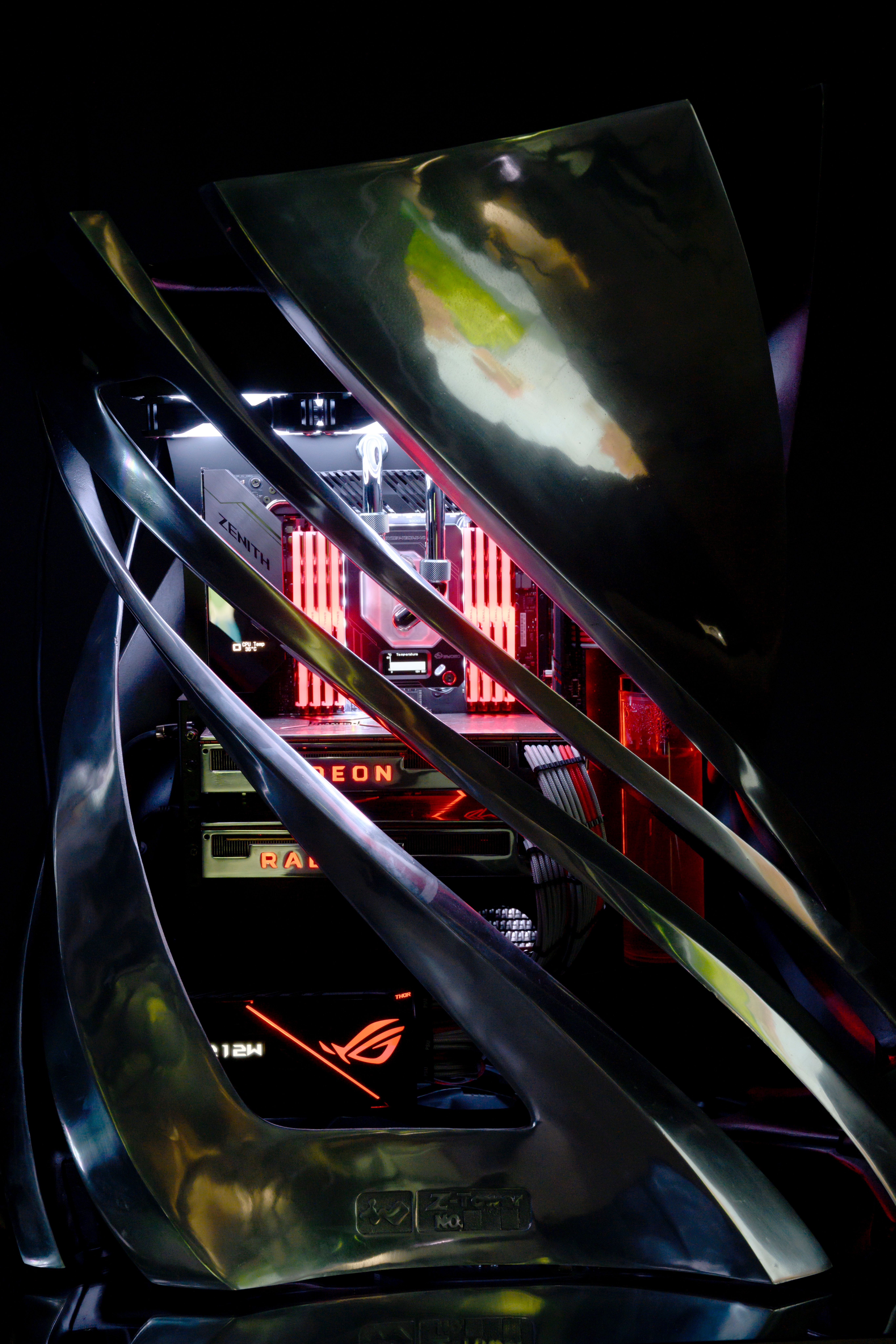 Asset Pack – Sullivan + Strumpf