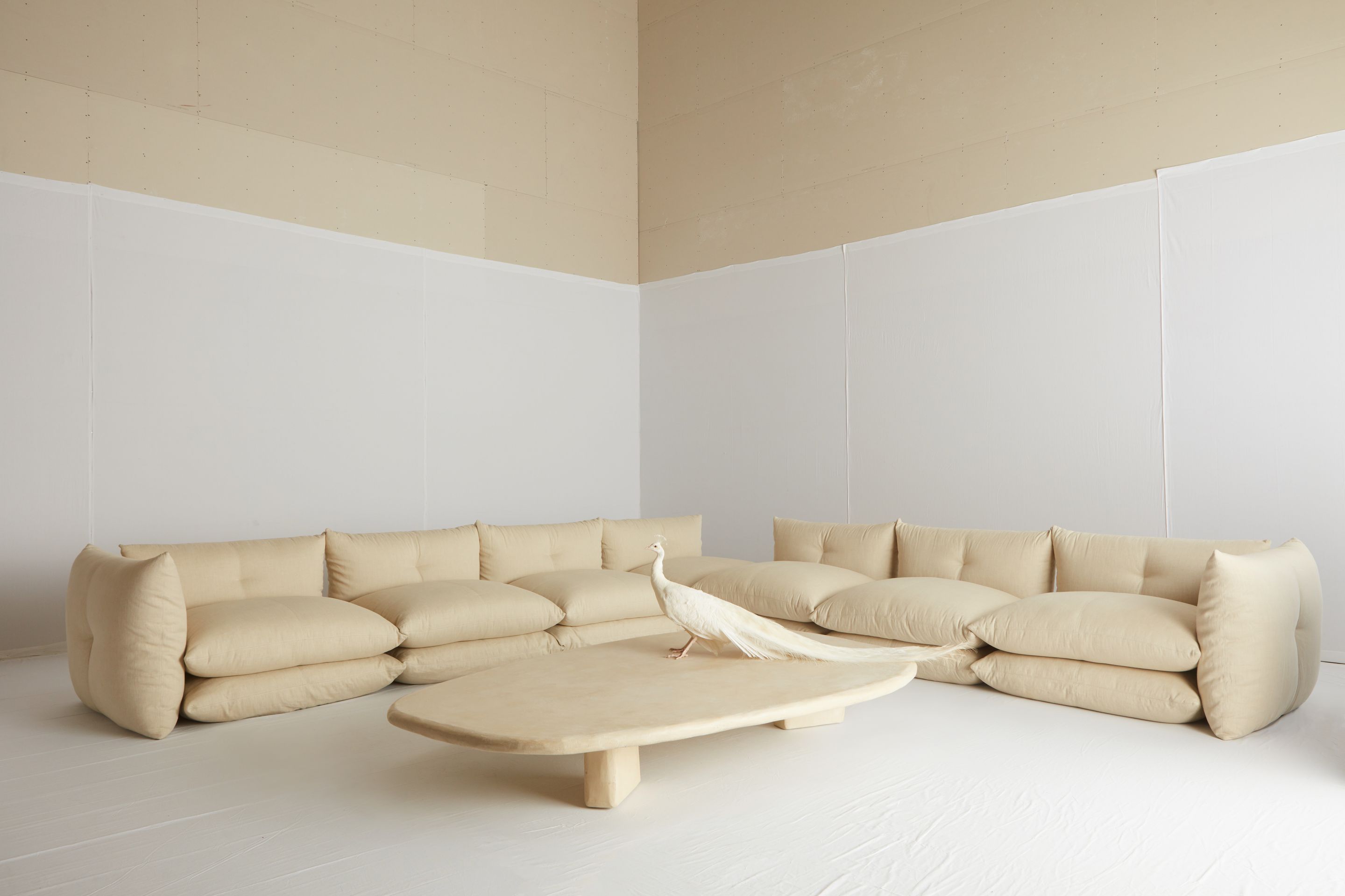 Willo Perron — Pillo Sofa