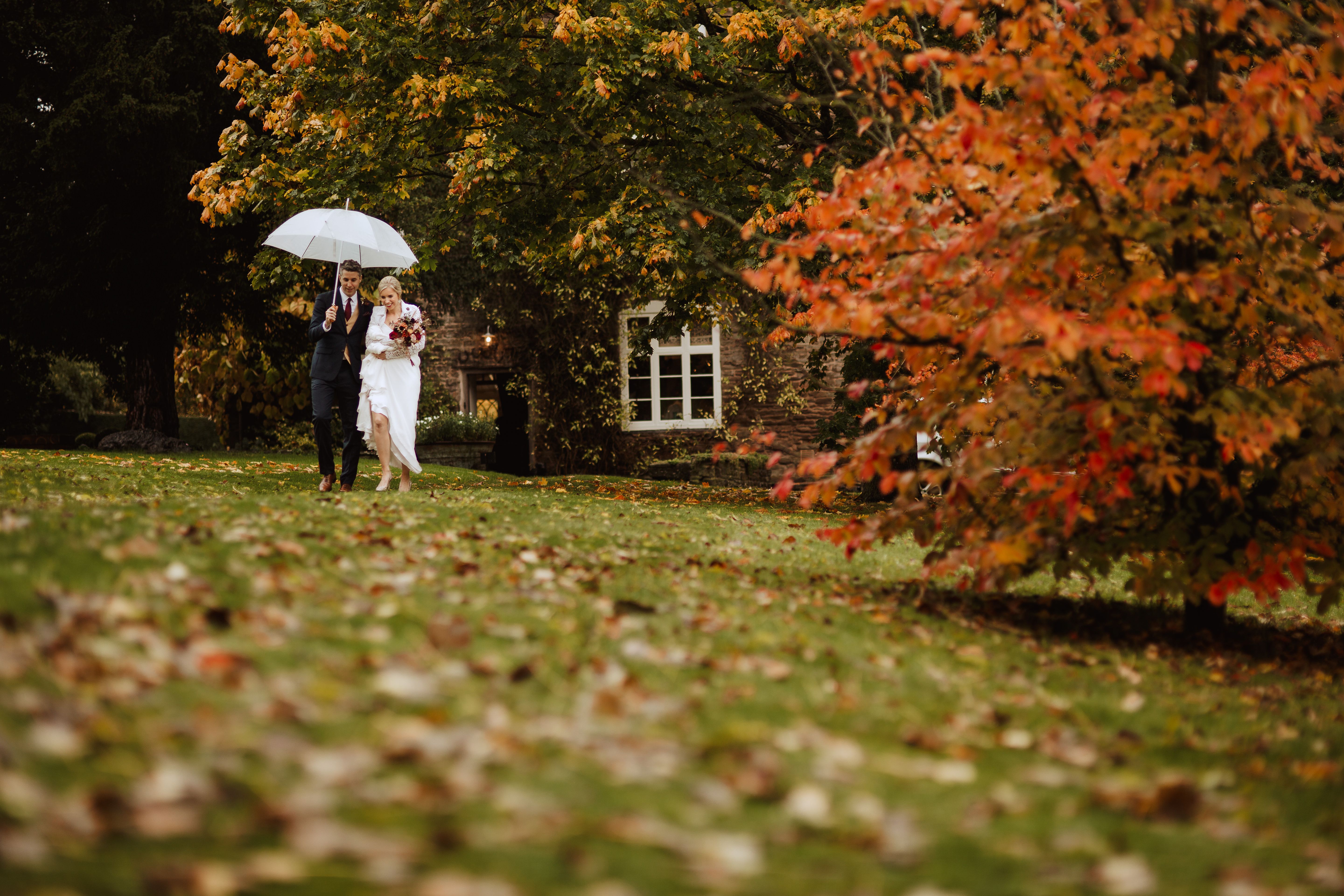 Real Wedding: Jade and Daryl's Romantic Autumn Wedding | Dewsall Court ...