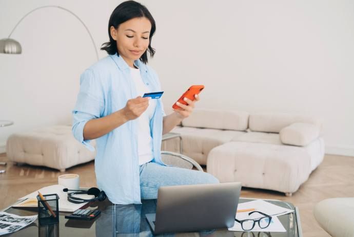 Which cards have a bolt-on credit-builder facility? | Wollit Credit Health