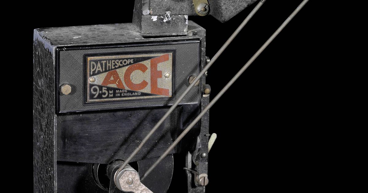 Pathescope Ace 9.5mm film projector and Lumax lamp | NFSA