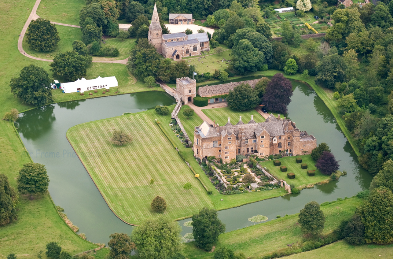Broughton Castle, The Enchanting Moated Home | Banburyshire