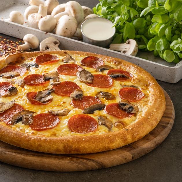 CREAMY-PEPPERONI - Dominos Mobilia - Dominos.se