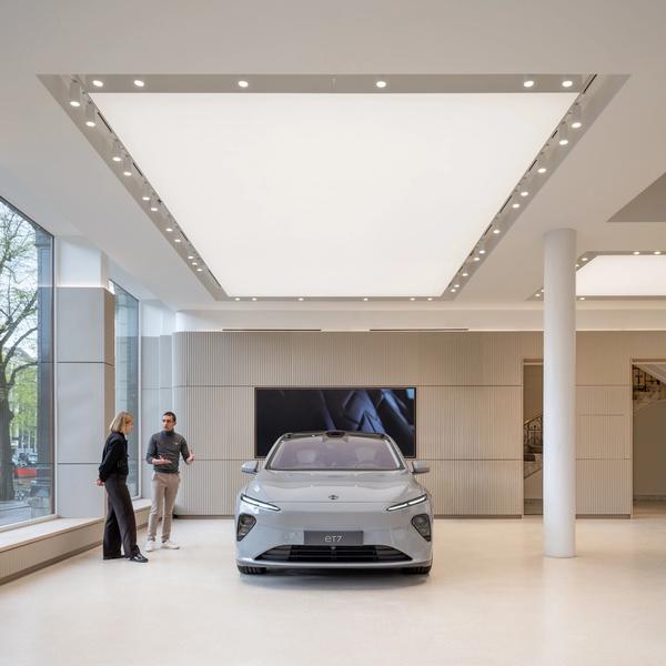 Aectual Wrap Panels for NIO's Flagship Location in Europe