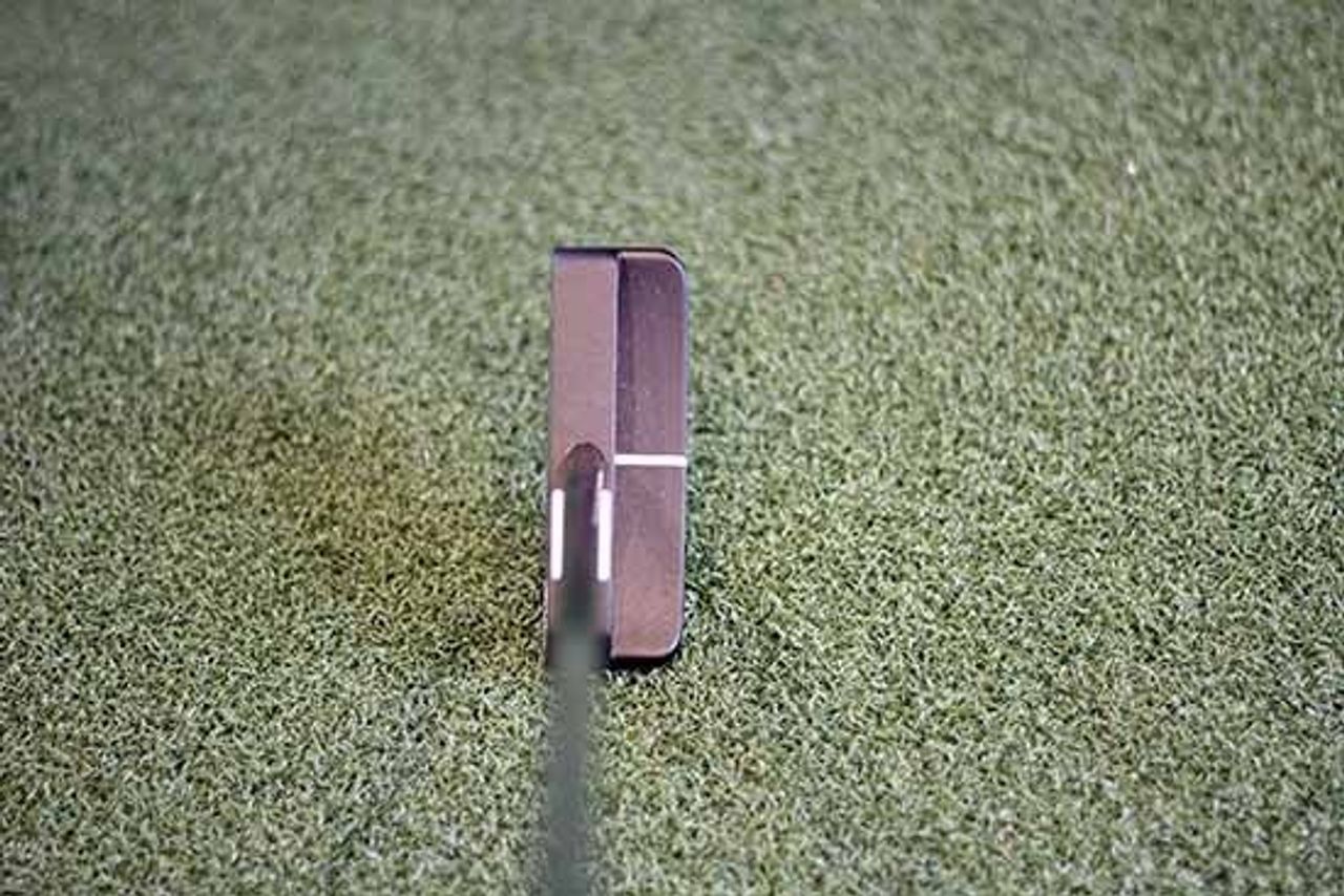 SeeMore Putter Review: More Than Just An Ordinary Putter · Practical ...