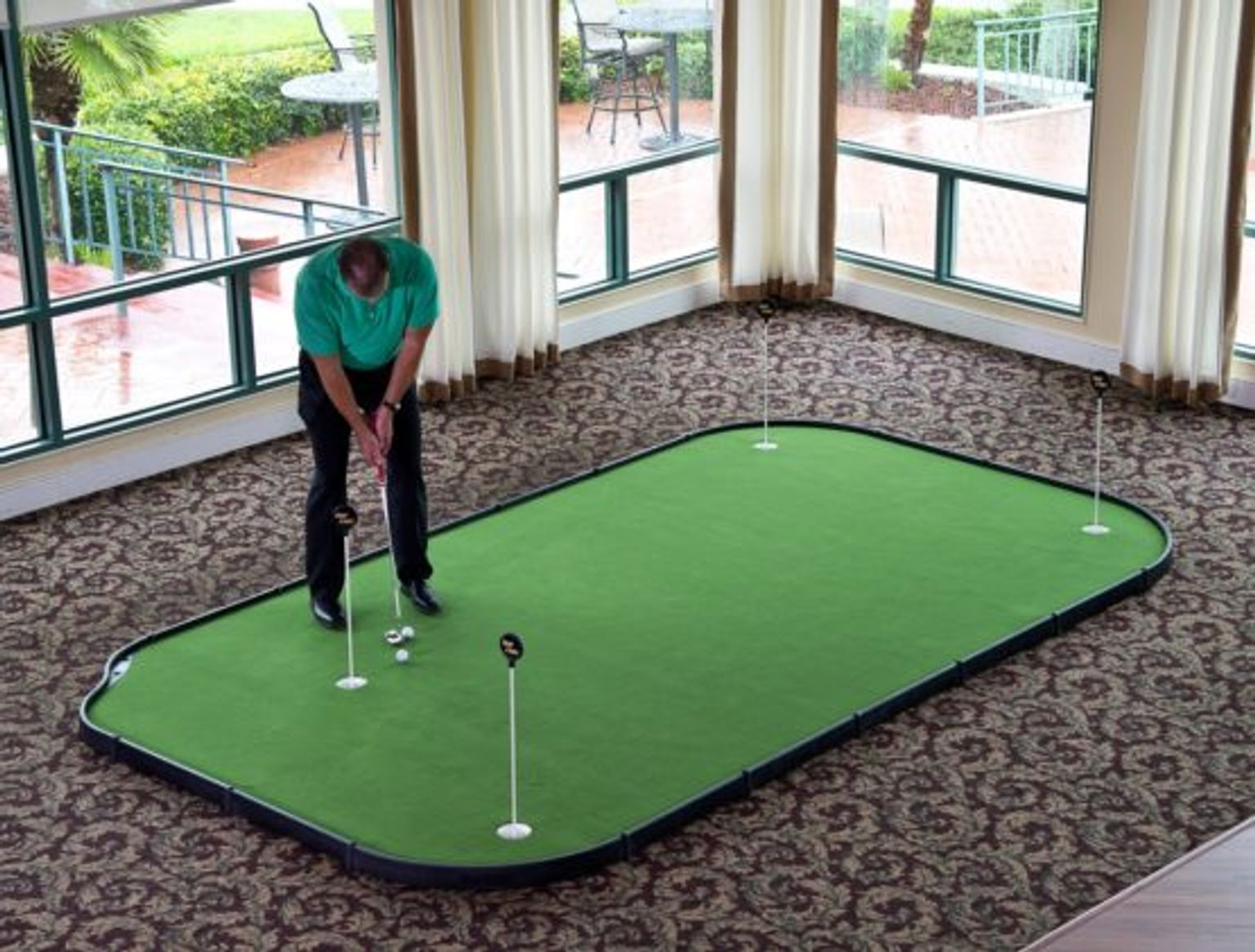 Backyard Putting Green Guide: 3 Methods To Realize Your Golfing Dream ...