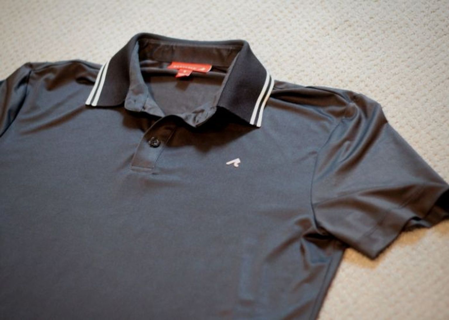 Redvanly Review: Premium Fabrics + Unique Design = Great Clothes ...