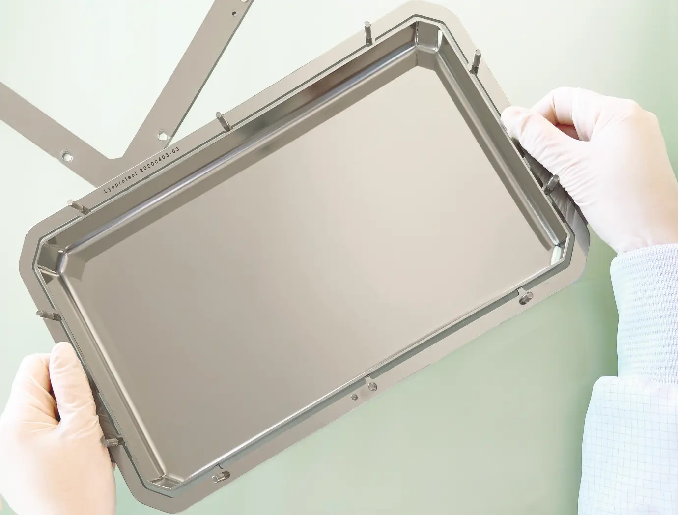 Safe Bulk Lyophilization - Stainless Steel Trays | Teclen