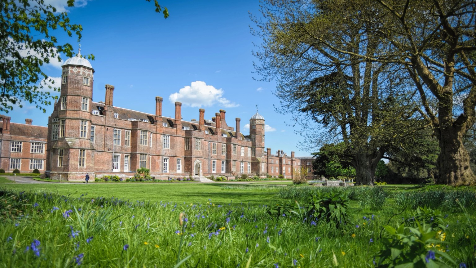 Independent day and boarding school in Kent | Cobham Hall School
