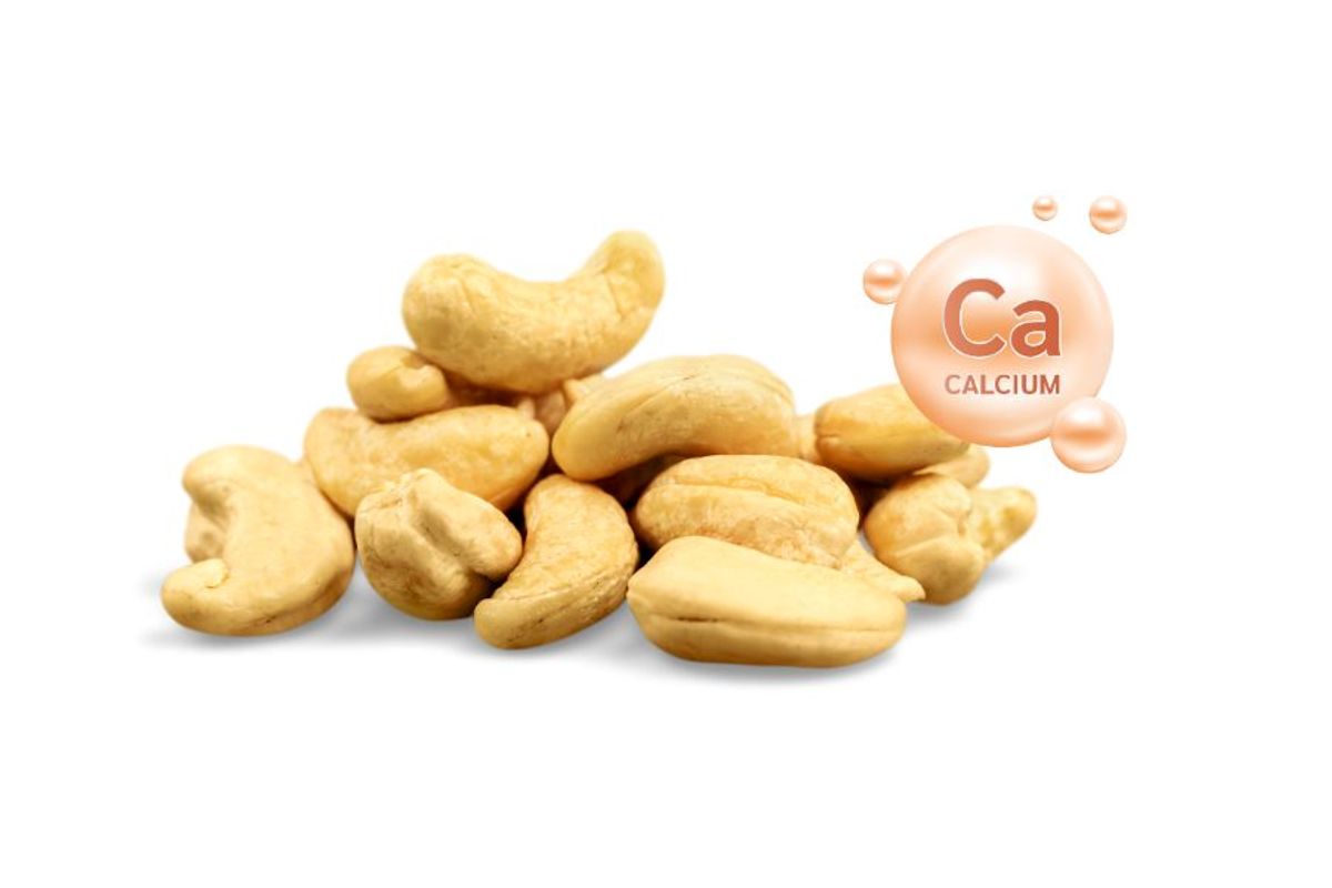 Do Cashews Contain Calcium? How Much Calcium Is In Cashews?