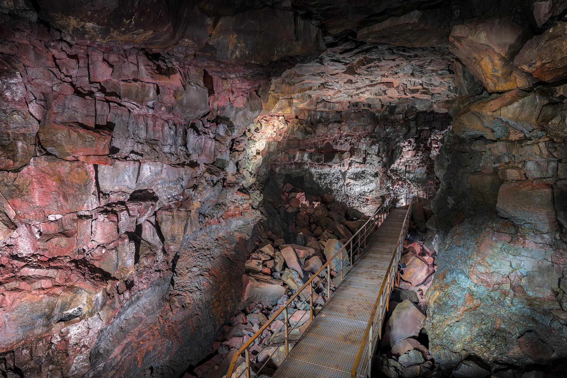 Lava Tunnel Day Tour From Reykjavik | Icelandic Mountain Guides