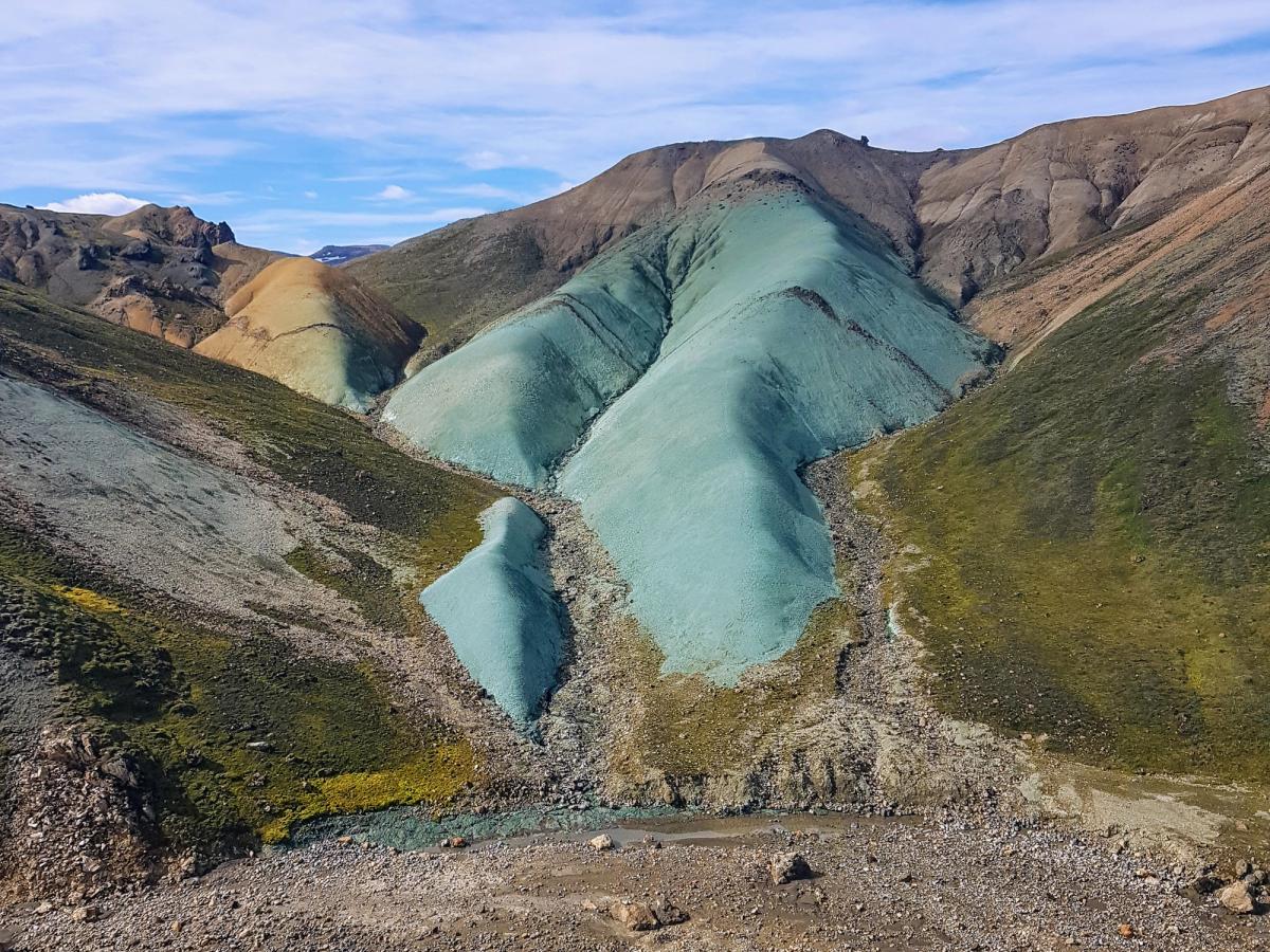 The Green Ridge Hike I Icelandic Mountain Guides