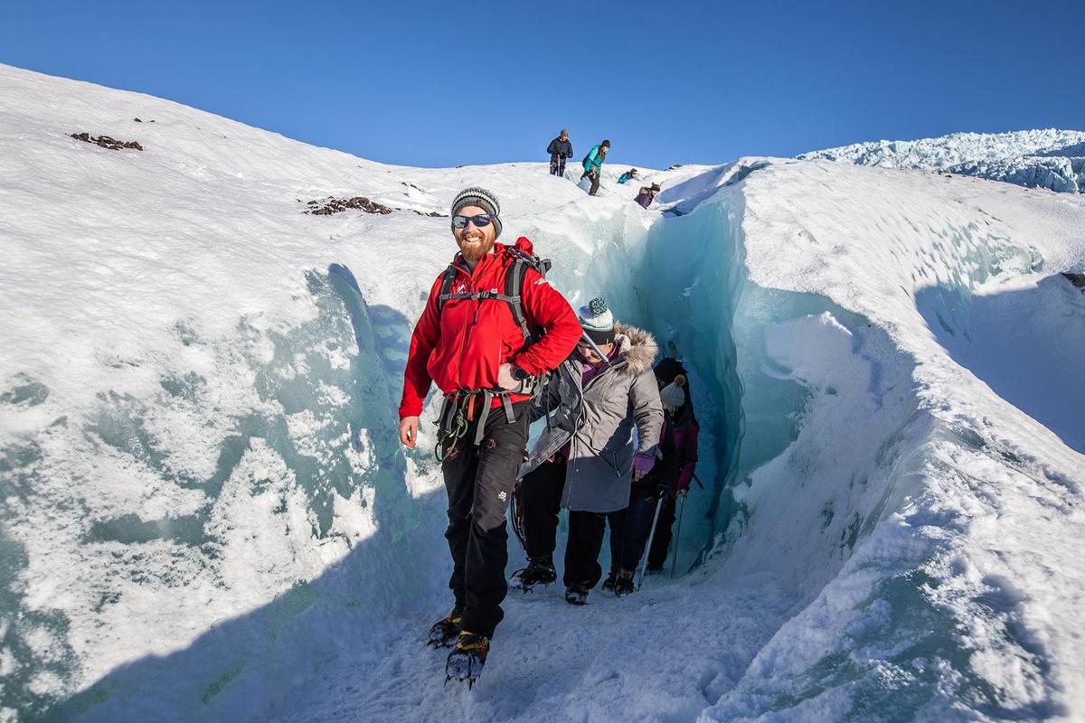 Quick and Easy Glacier Hike Tour | Icelandic Mountain Guides