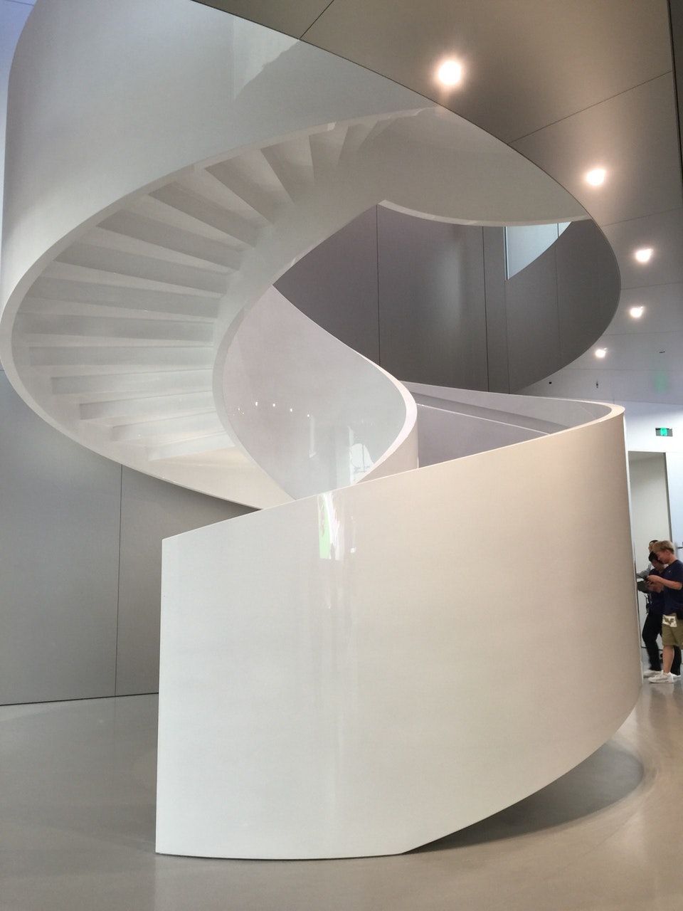 Apple Store, Nanjing - Steel Spiral Staircase | Goldwave