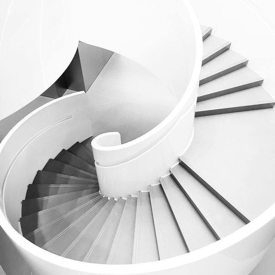 Apple Store, Nanjing - Steel Spiral Staircase | Goldwave
