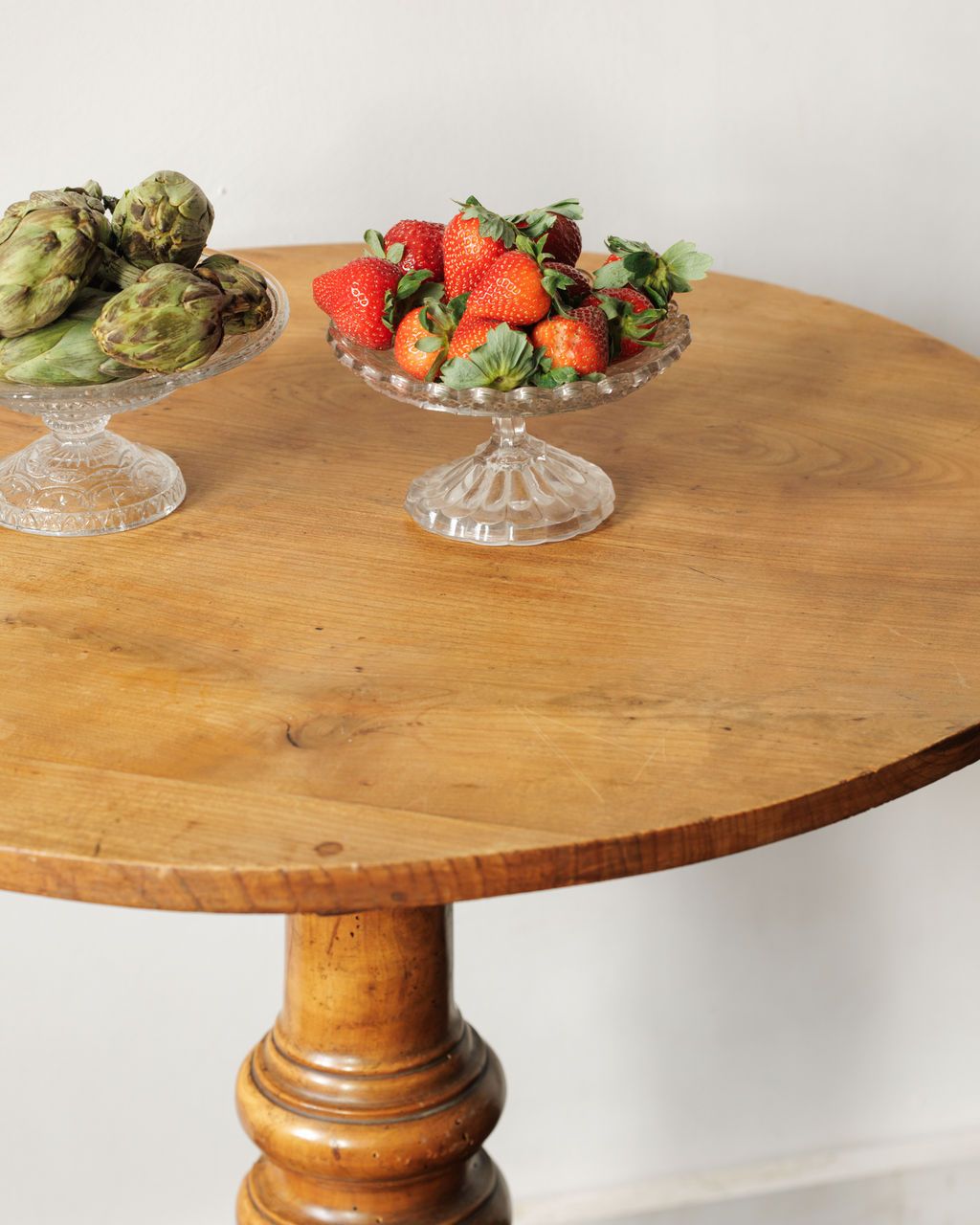19th c. Tilt Top Table — Sylvie