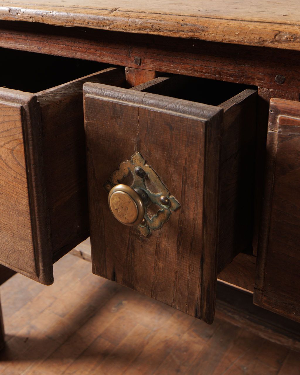 19th c. Hunters Table — Sylvie