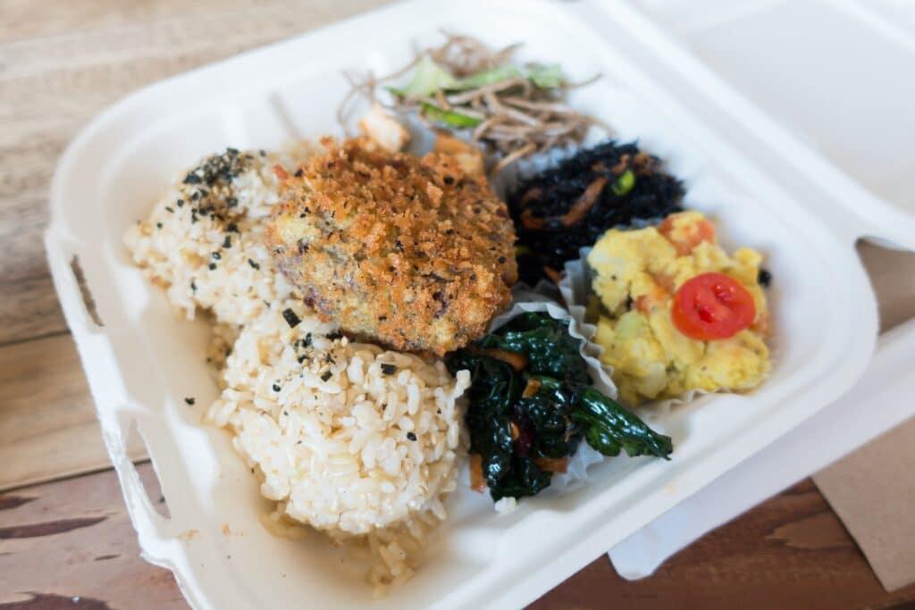 Everything You Need to Know About the Iconic Hawaiian Plate Lunch and ...