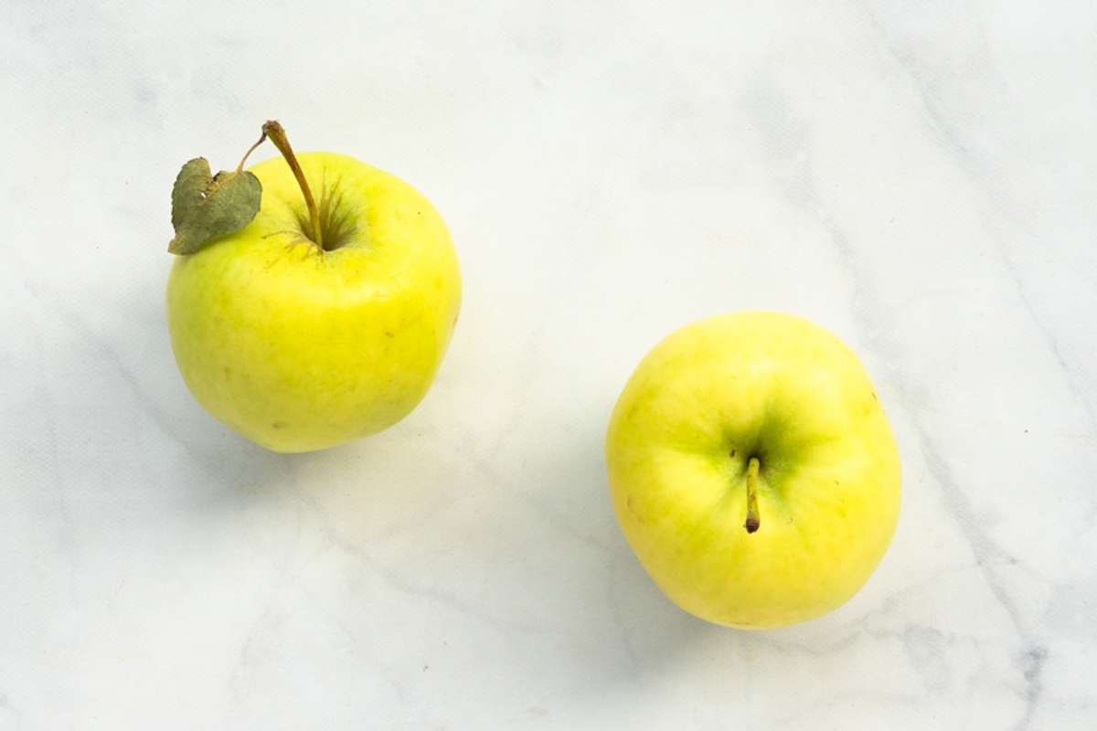 Buy Ginger Gold Apples For Delivery Near You | Farm To People