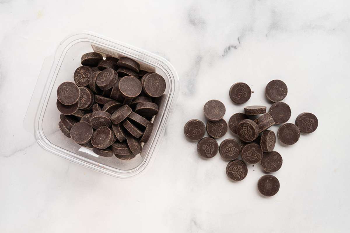 Buy Madagascar Dark Chocolate Melts Pure Dark 70% Cocoa For Delivery ...