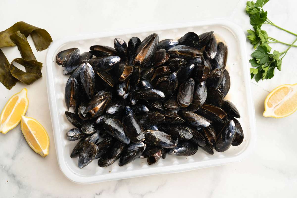 Buy Organic Farm Raised Prince Edward Island Mussels For Delivery Near ...