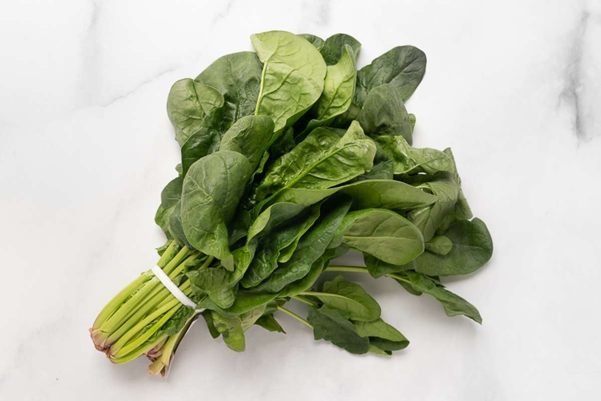 Buy Bunched Spinach For Delivery Near You | Farm To People
