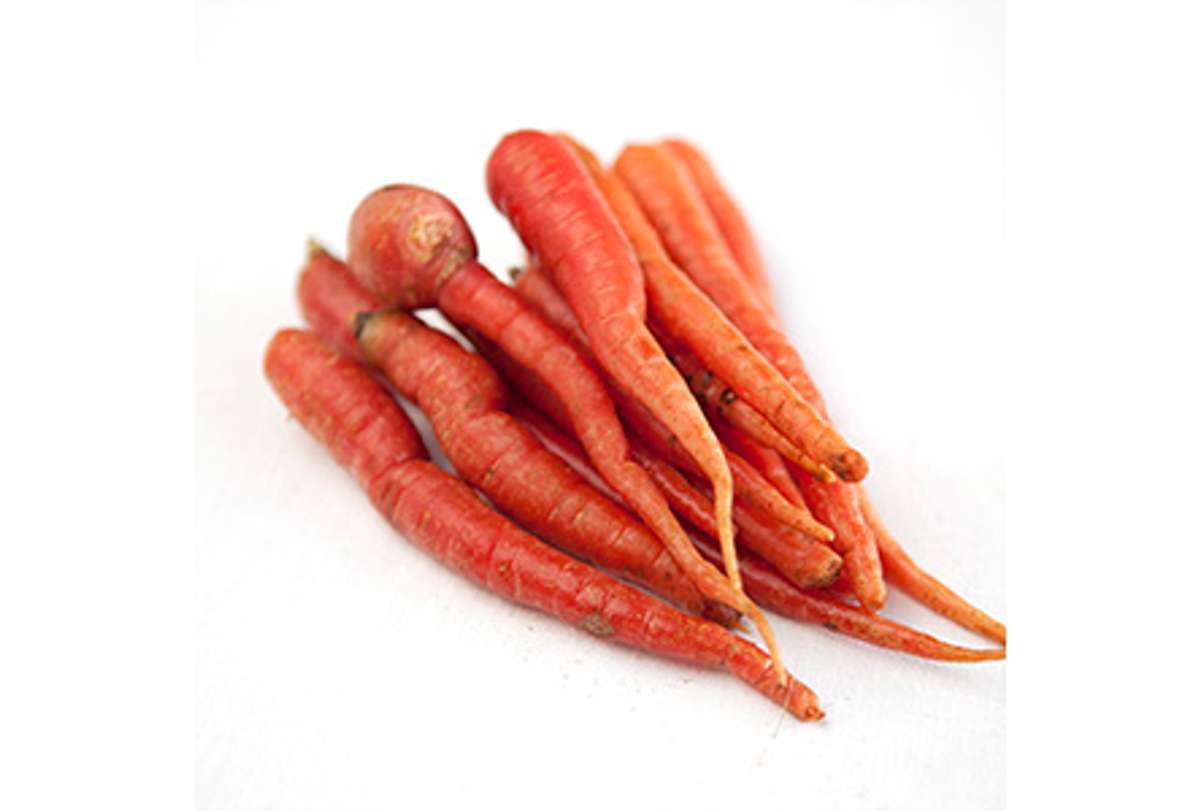 Buy Loose Red Carrots For Delivery Near You | Farm To People
