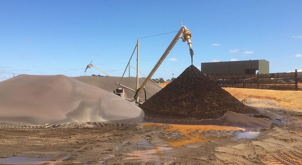 McLaren Minerals meldet hochgradige Titan-Sande: Bohrprogramm liefert ...