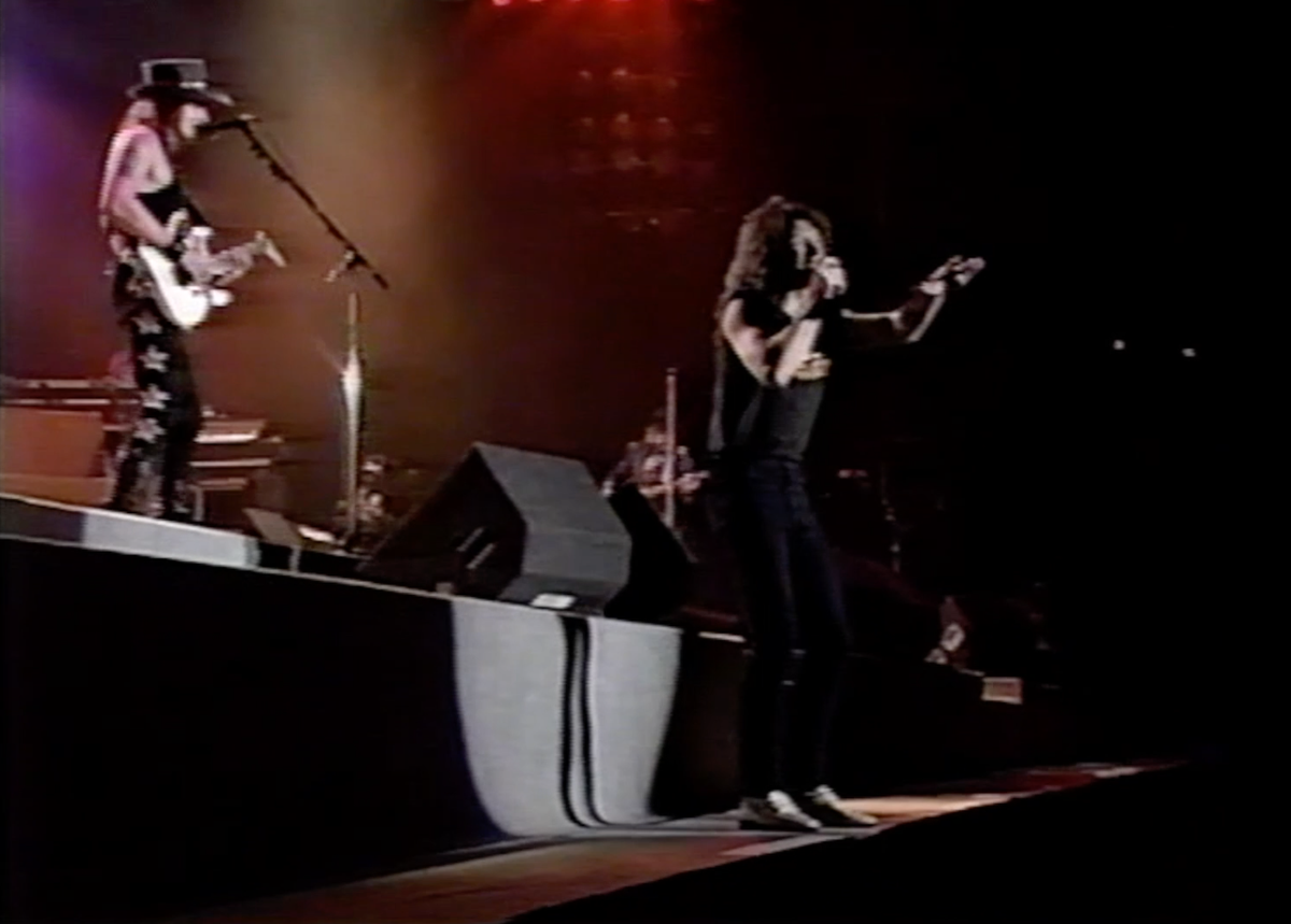 Philadelphia Spectrum Live | Backstage with Bon Jovi