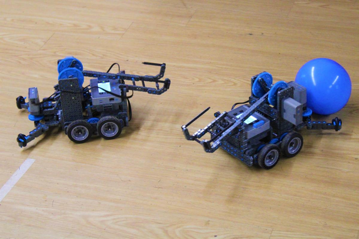 Robotics Fun! | Camp Laurelwood - Connecticut's Premier Jewish Summer Camp
