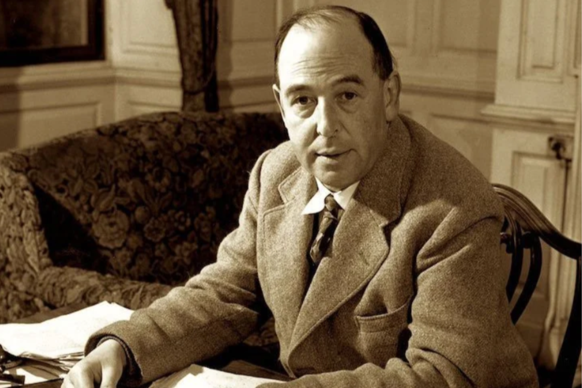 C.S. Lewis’s Screwtape Letters and the Problems of the Modern Human Being