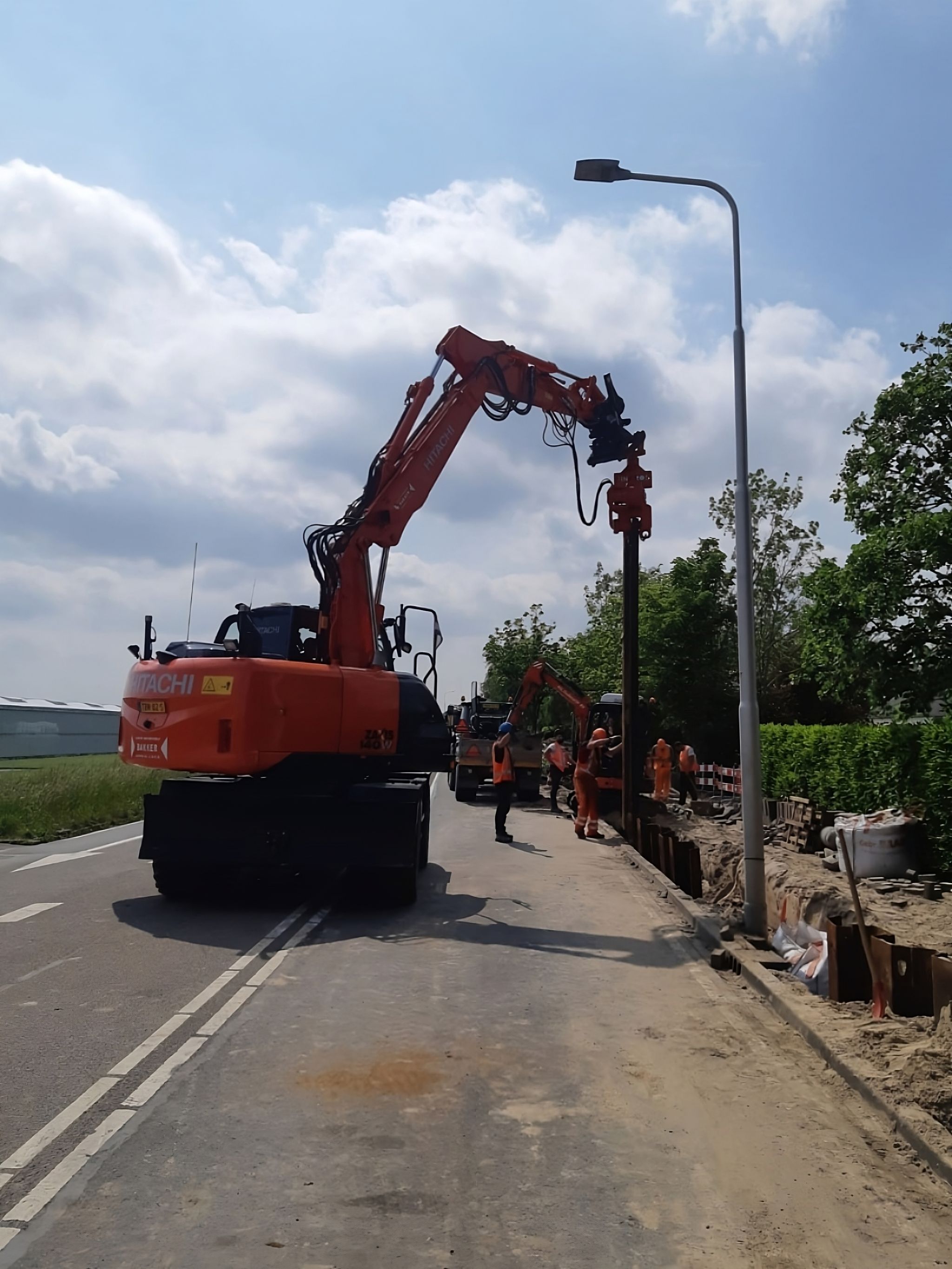 Pile Driving USA | Vibratory Hammers and Dampers for Pile Driving