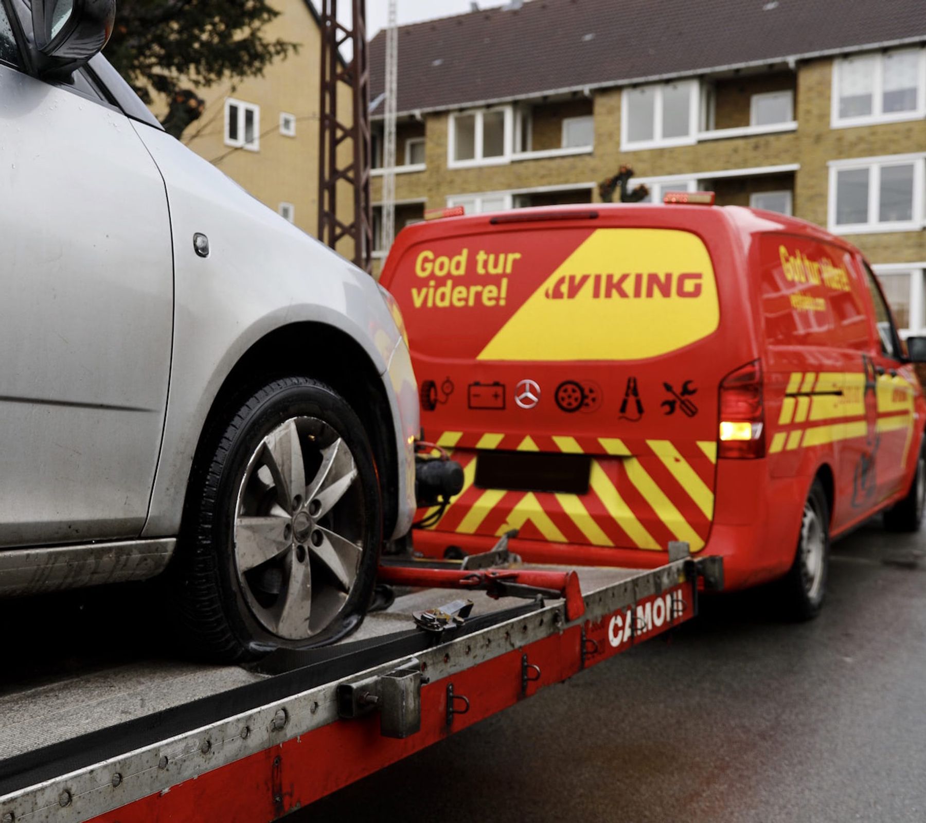 Flat tire assistance | Viking Assistance