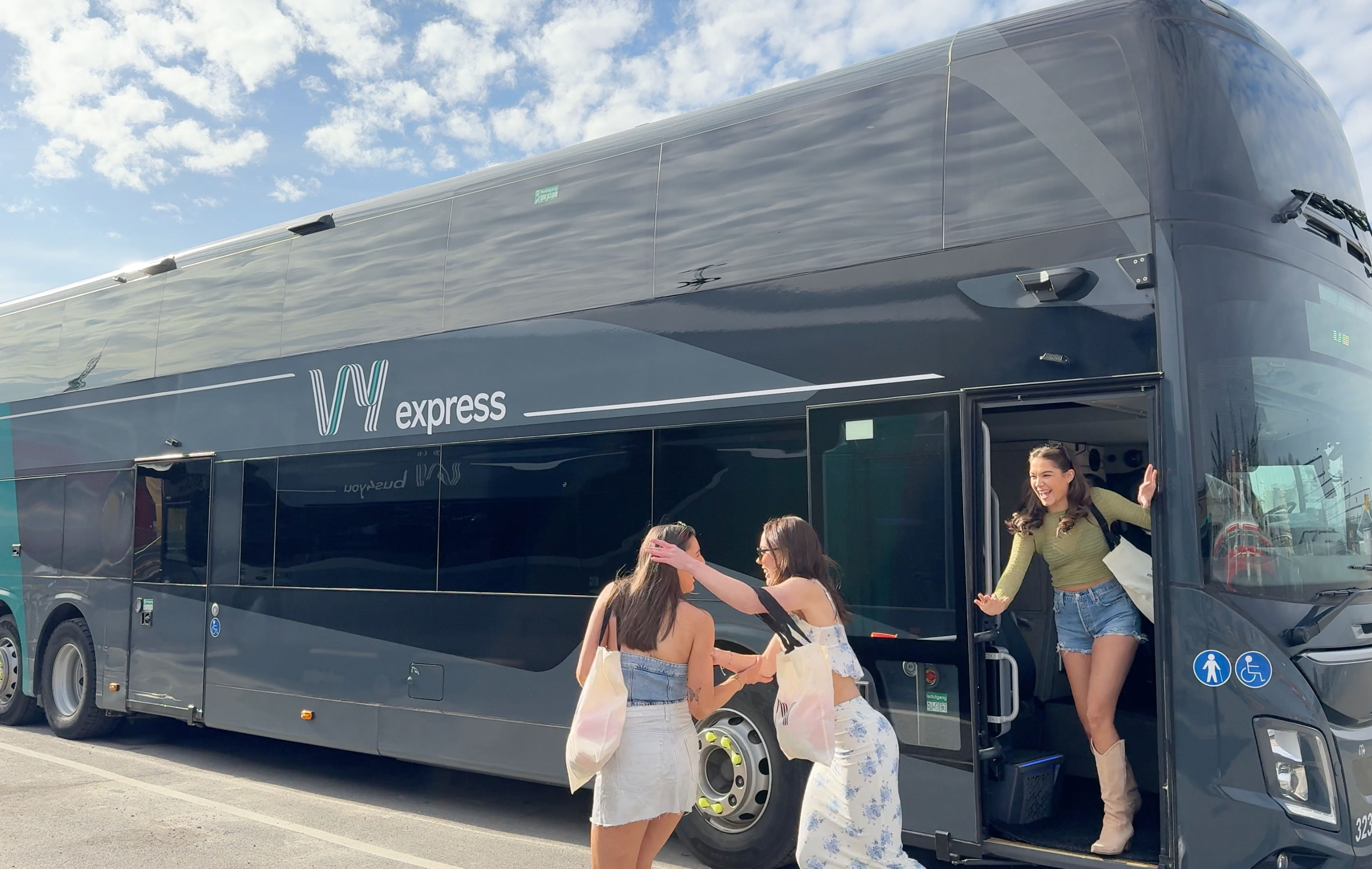 Travel with Vy express to Palmesus | Bus | Kristiansand | vy.no