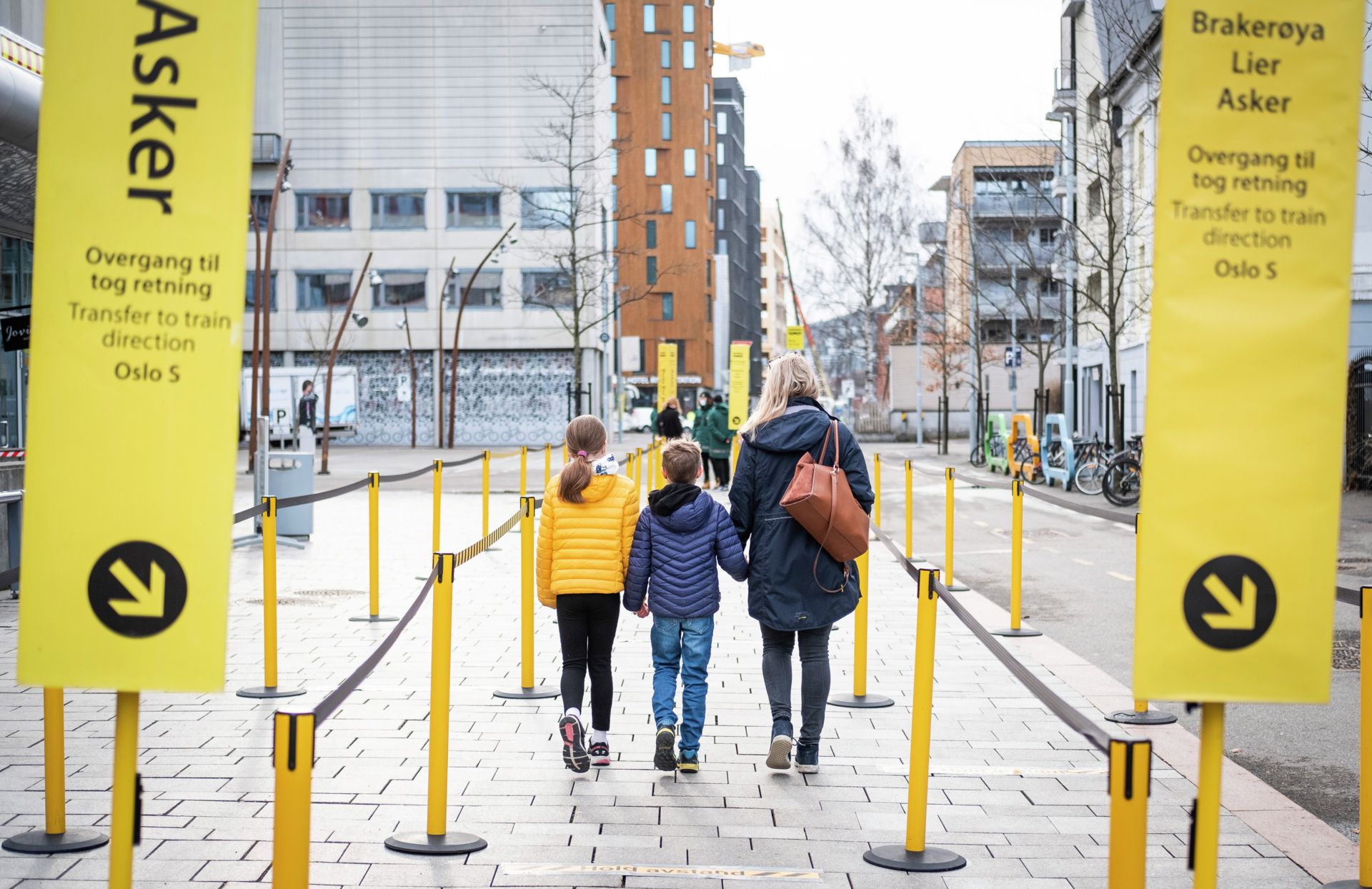 Arbeid på jernbanen i sommer | Buss for tog | vy.no