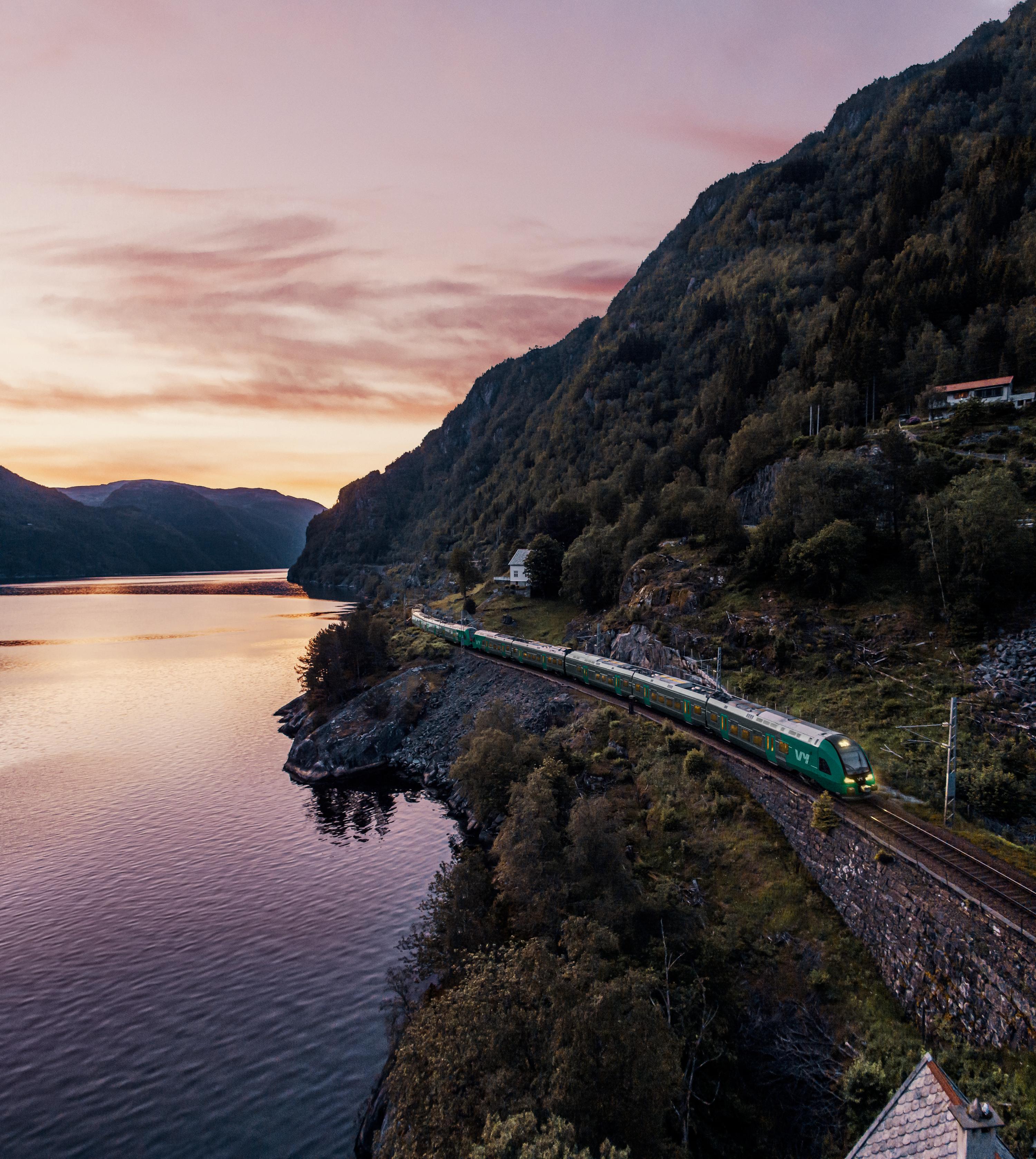 Bergensbanen | The Bergen Line | Train in Norway