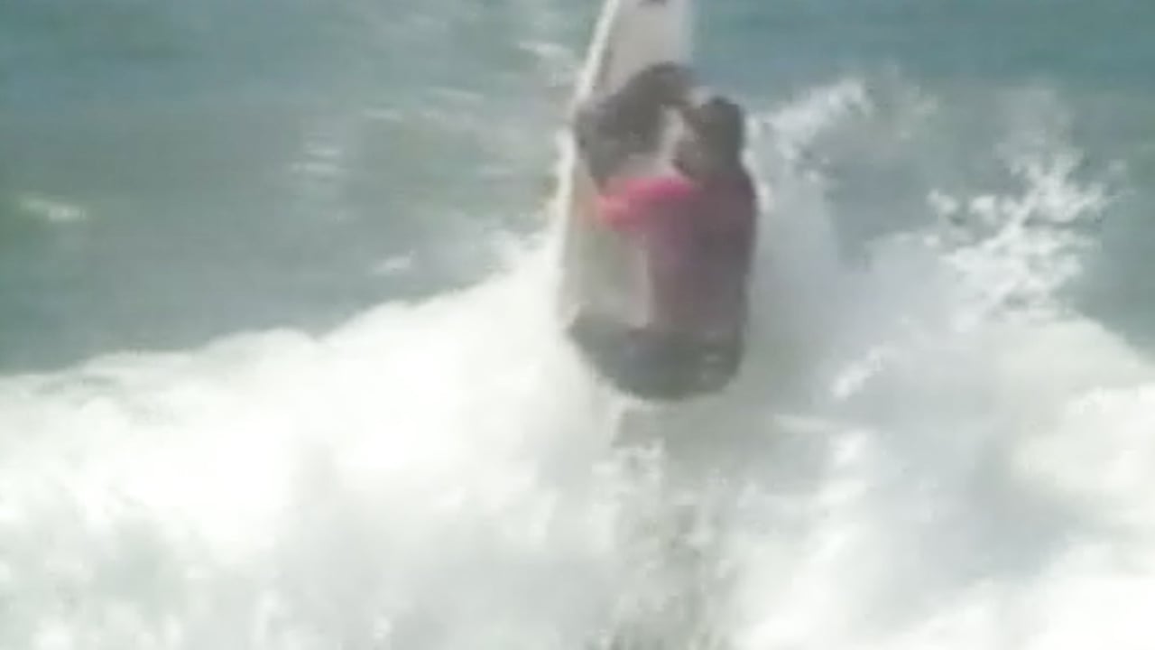 Gary Elkerton's 1991 Barrel Roll | Encyclopedia of Surfing