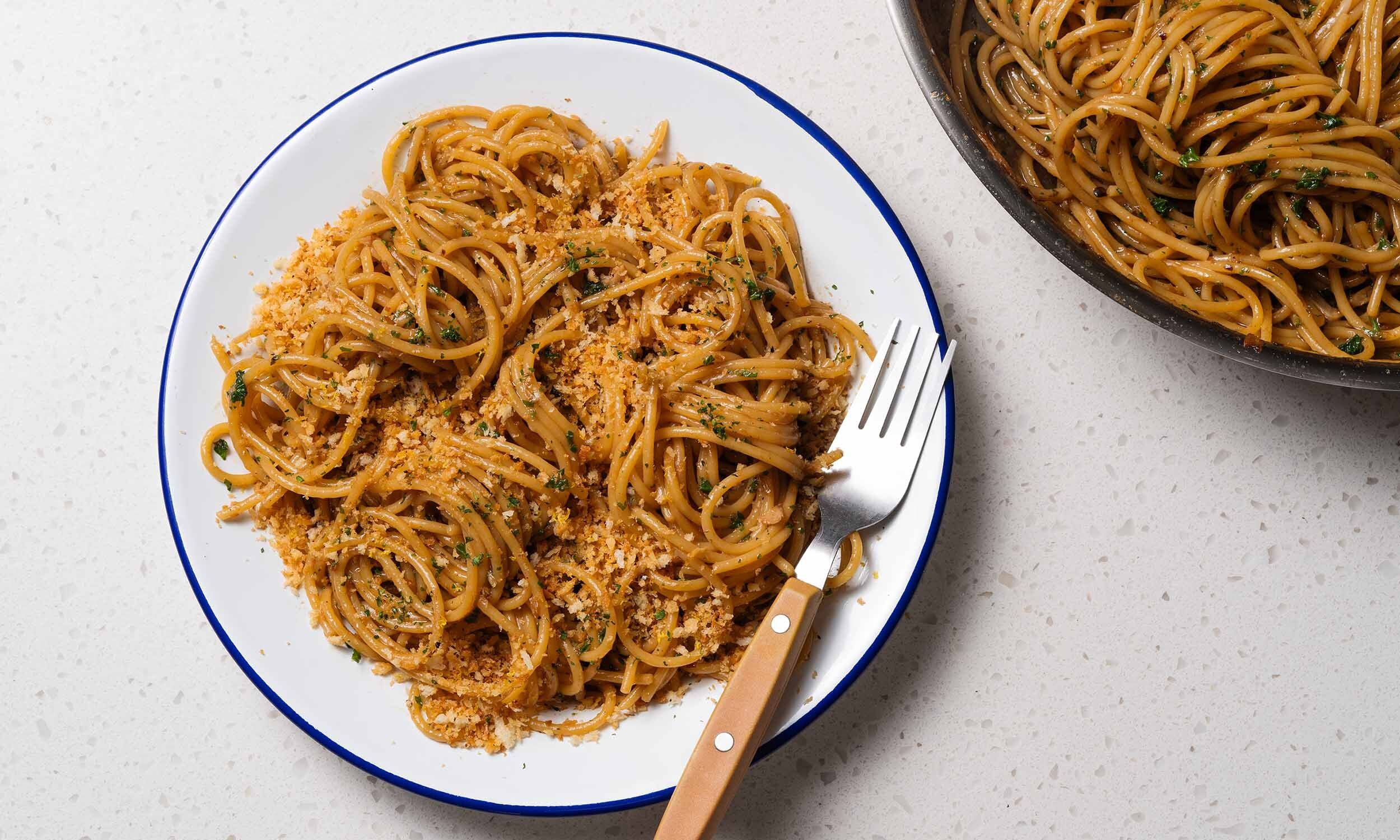 Bagoong Aglio e Olio (Pasta in Bagoong, Garlic, & Oil) | Pepper.ph ...