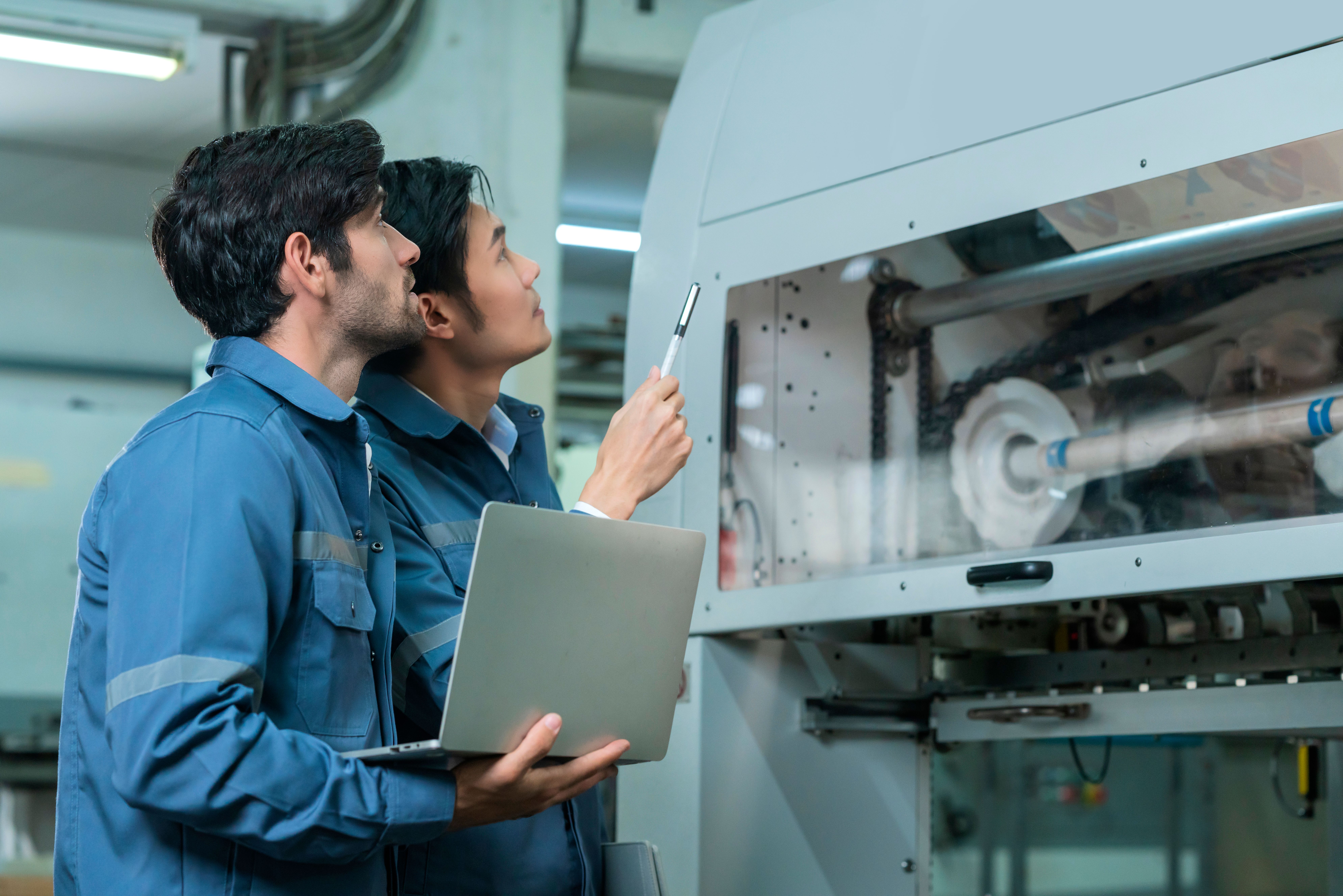 What Is OEM Manufacturing? Definition, Process, and Benefits Explained ...