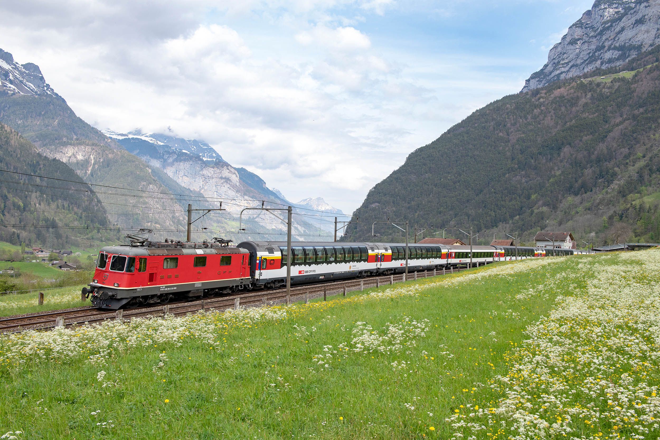 Gotthard Panorama Express