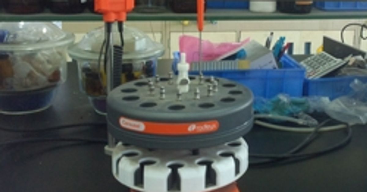 Carousel 12 Improves Productivity in a Busy R&D Lab