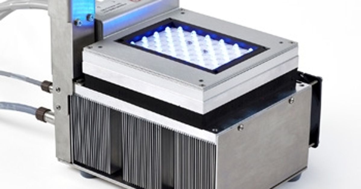 Illumination system for optimization & scale-up of photochemical reactions