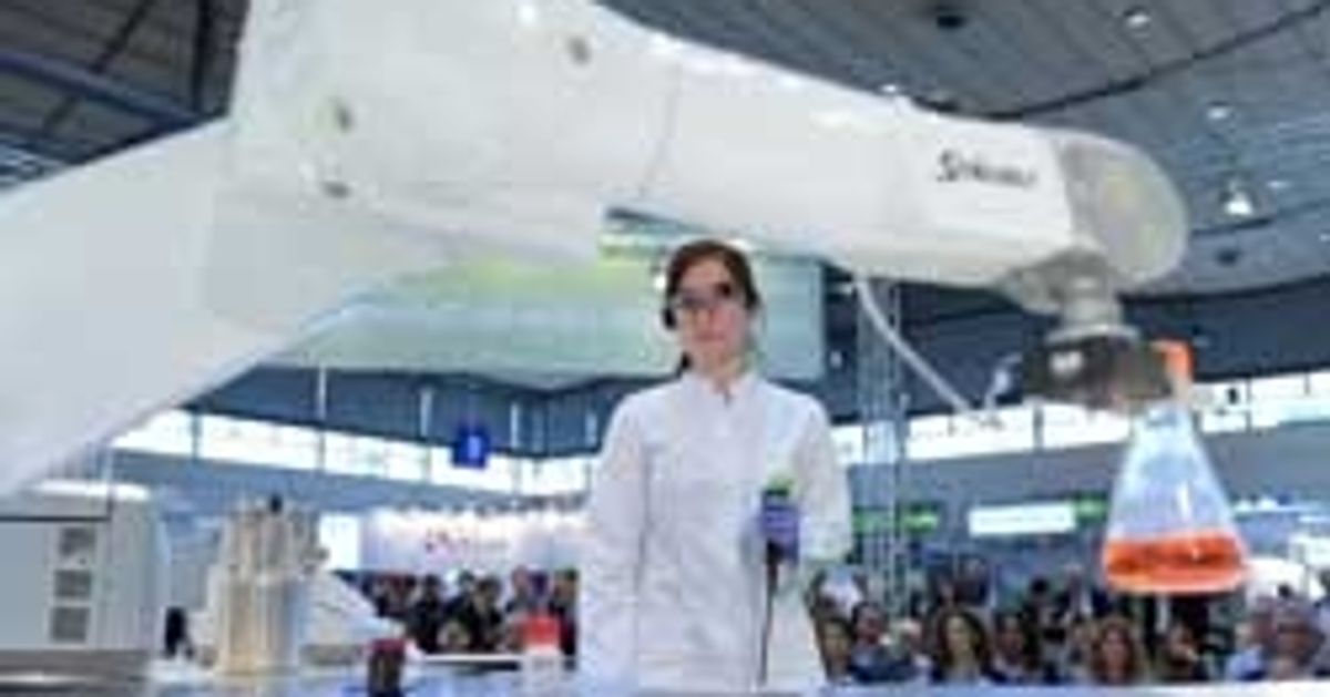 Discover What Your Future Lab Will Look Like at SmartLAB 2017