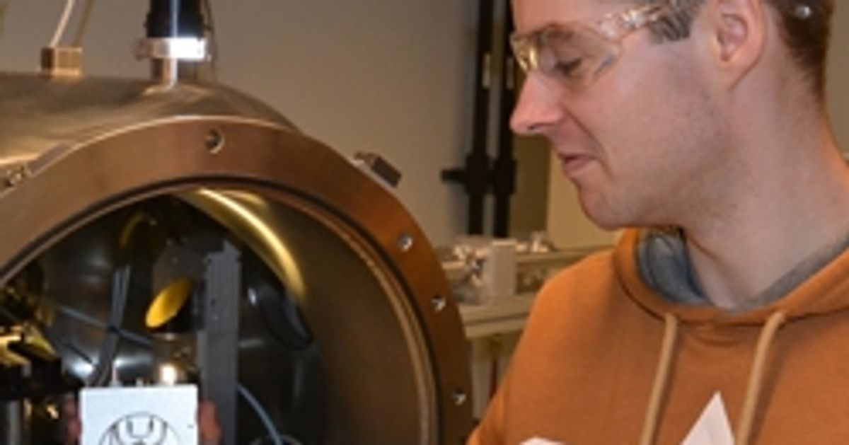 Eindhoven University of Technology use the Linkam LTS and HFS X-ray ...