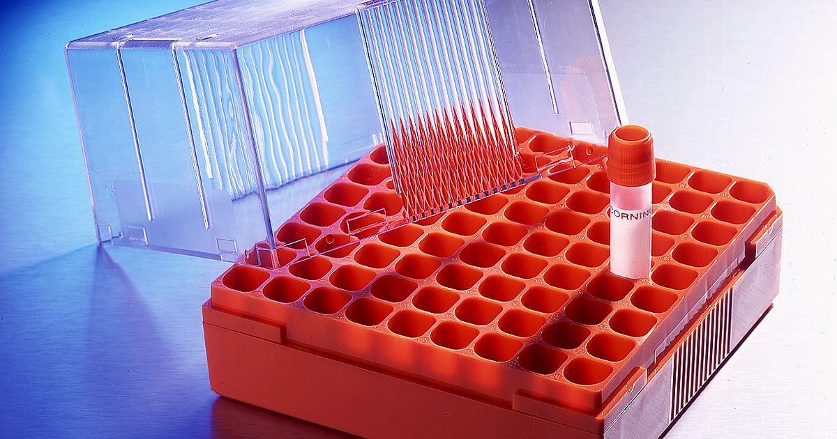 Corning® Polycarbonate 4 - 5 mL Cryogenic Vial Storage Box, Holds 81 Vials